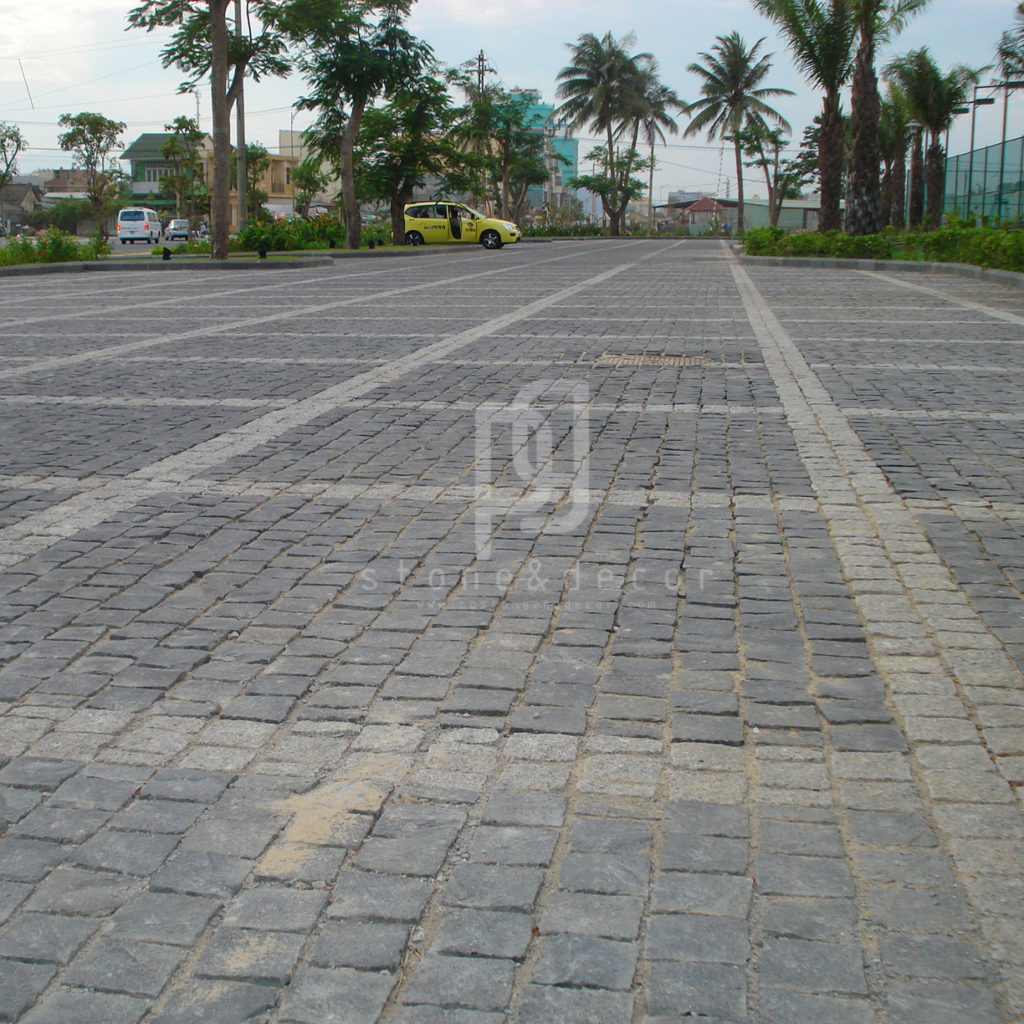 Basalt Cobblestone | PG Stone & Decor