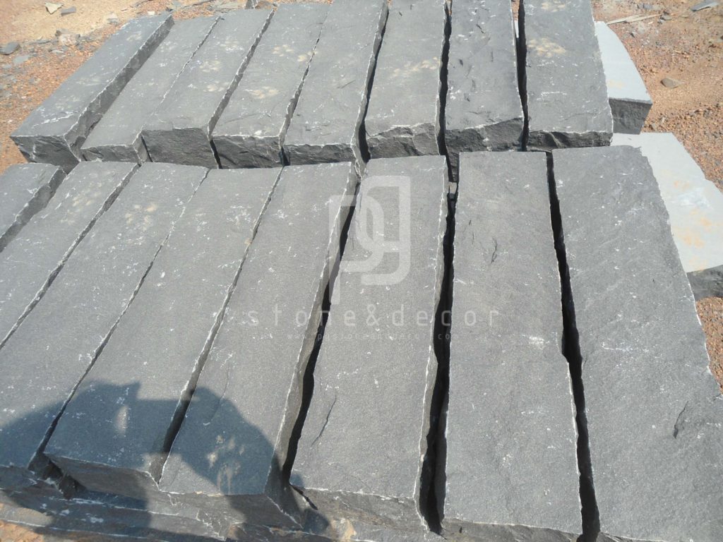 Basalt Cobblestone | PG Stone & Decor
