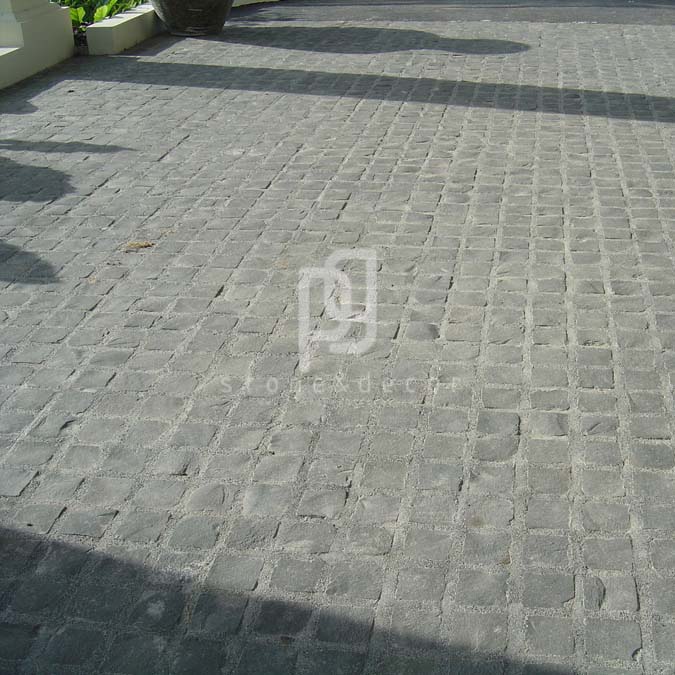 Basalt Cobblestone | PG Stone & Decor